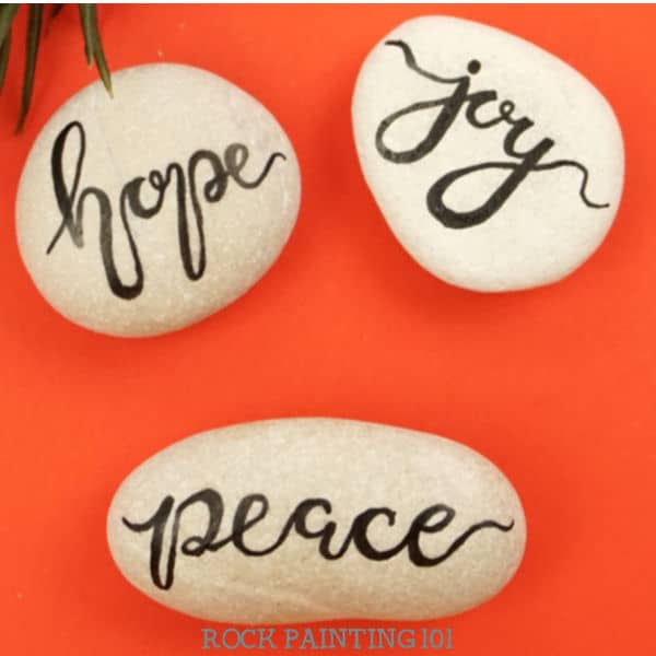 5 tips to start hand lettering on painted rocks | Rock Painting 101