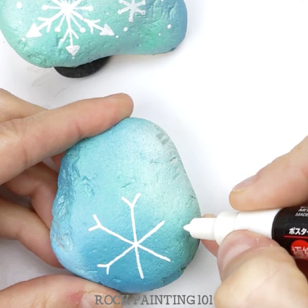 How to draw a snowflake to make a fun winter painted rock | Rock ...