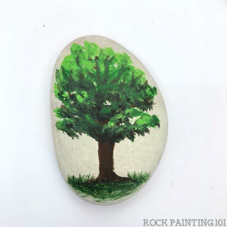 How to paint an oak tree onto a rock | Rock Painting 101